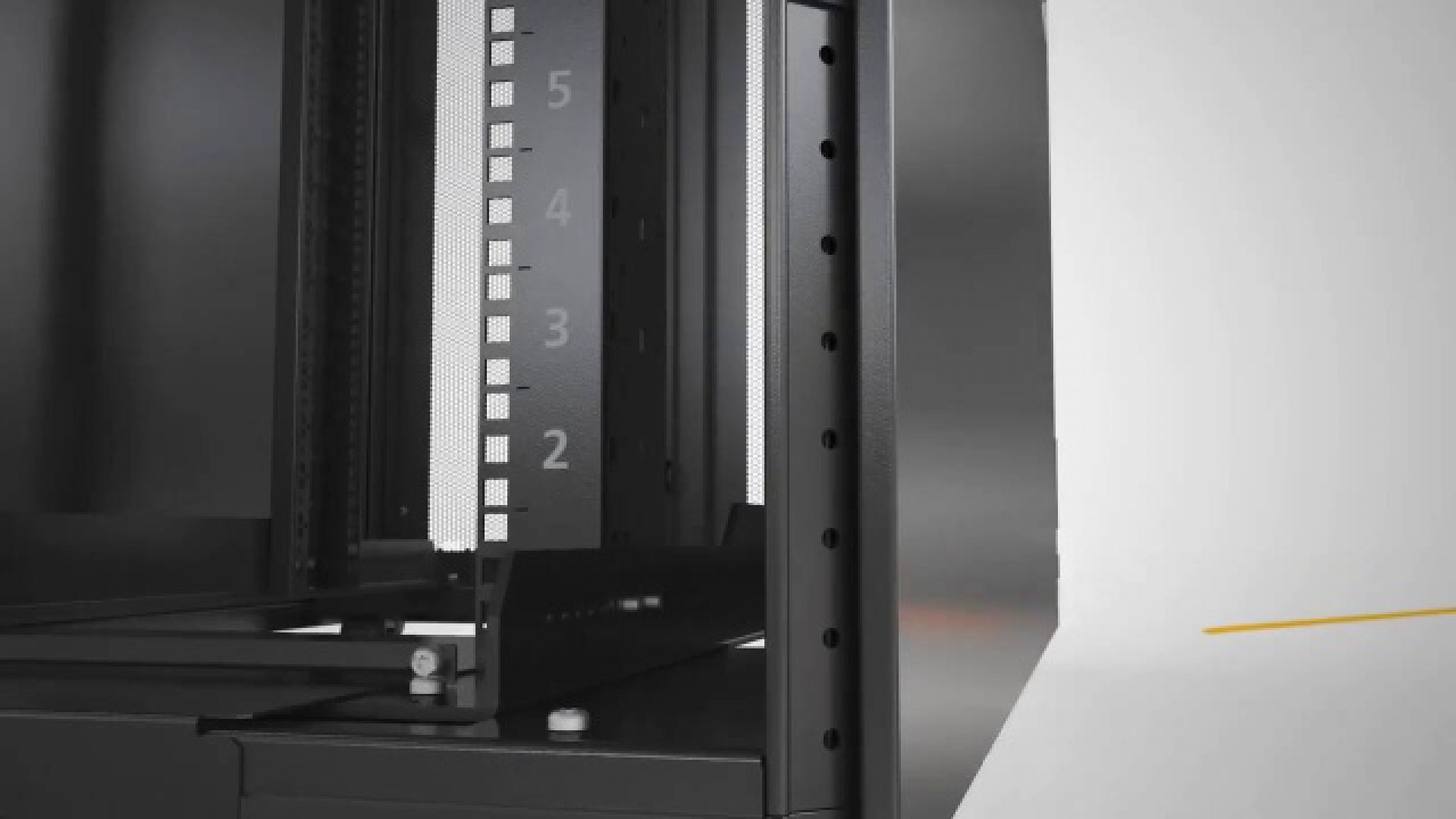 Nvent Schroff Varistar Cp Server Rack Datacenter Forum