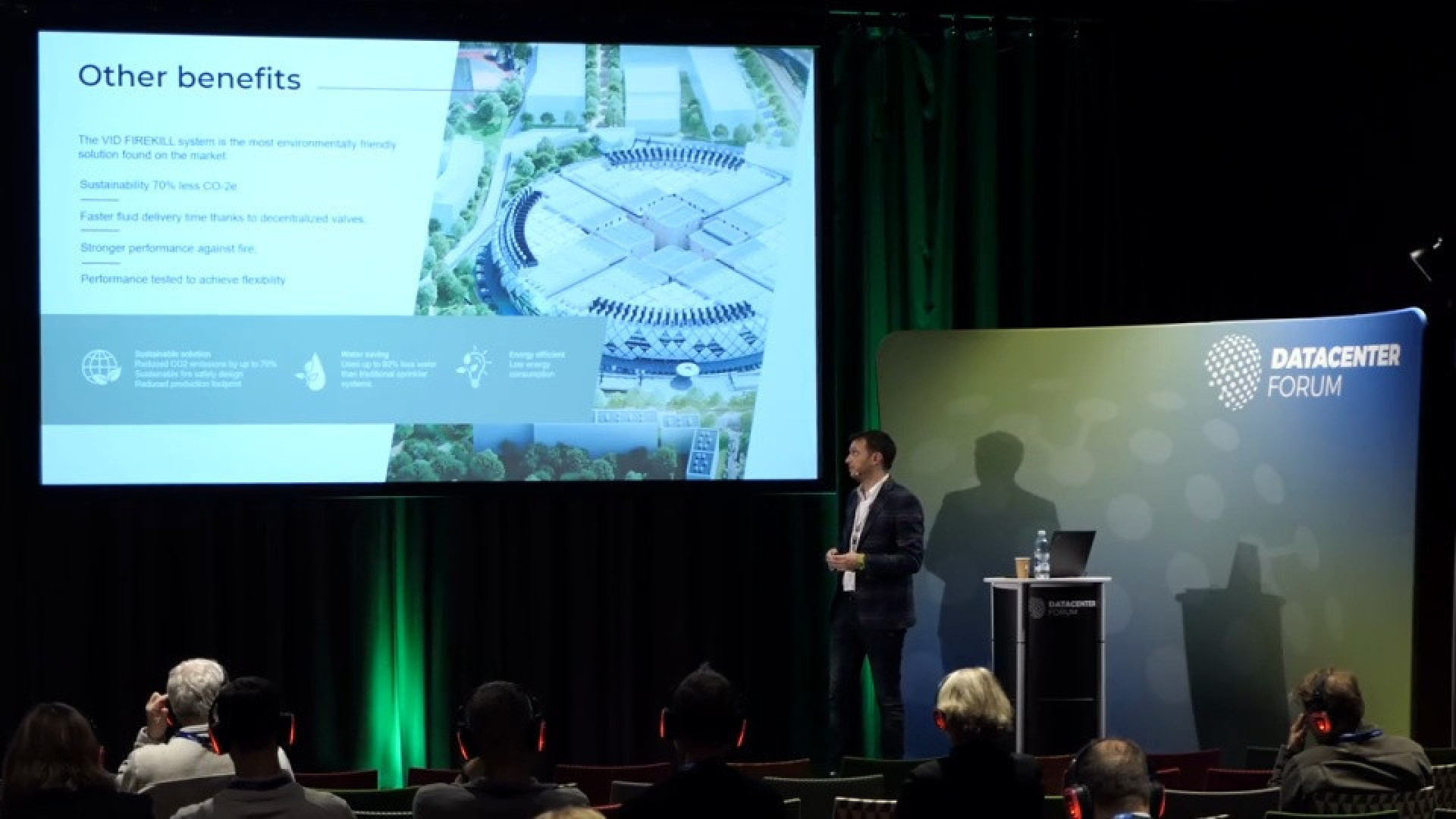 Deploying water mist in the dynamic and fast growing data center ...